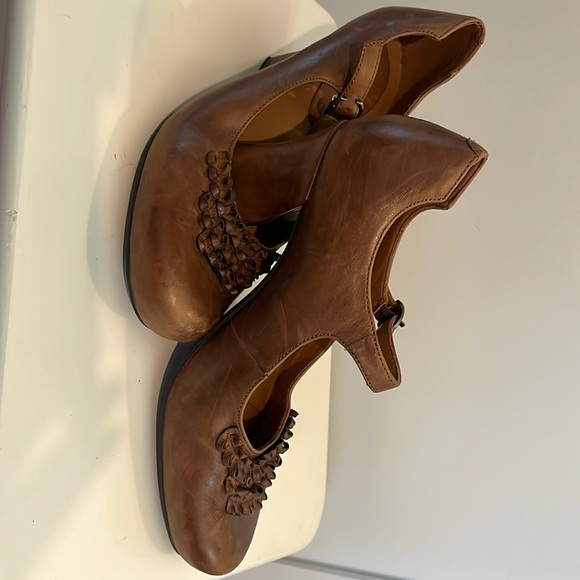 Earthies | Shoes | Earthy Mary Jane Shipley Style Size 8 | Poshmark